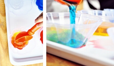 Mommies Daily - Mixing Colors Experiment