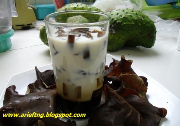 Es Jamur Kuping - Mommies Daily