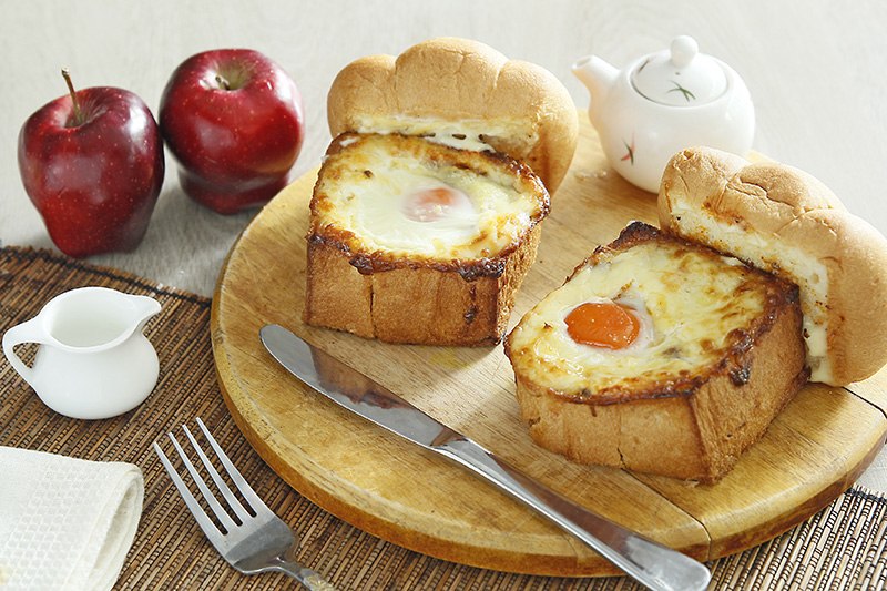 Mommies Daily - Cheesy Meat Sauce Block Toast - Mommies Daily