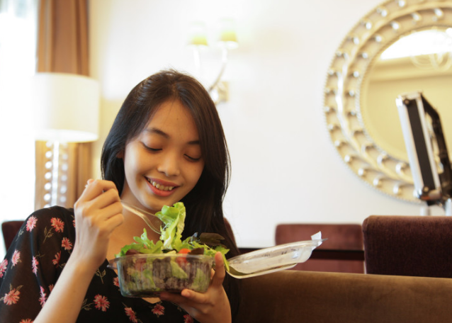 Mommies Daily - Makan Sehat Tapi Tetap Enak? Bisa Banget! Mommies Daily - Makan Sehat Tapi Tetap Enak? Bisa Banget!